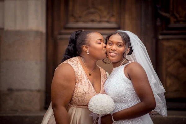 Busty - Englisch.net